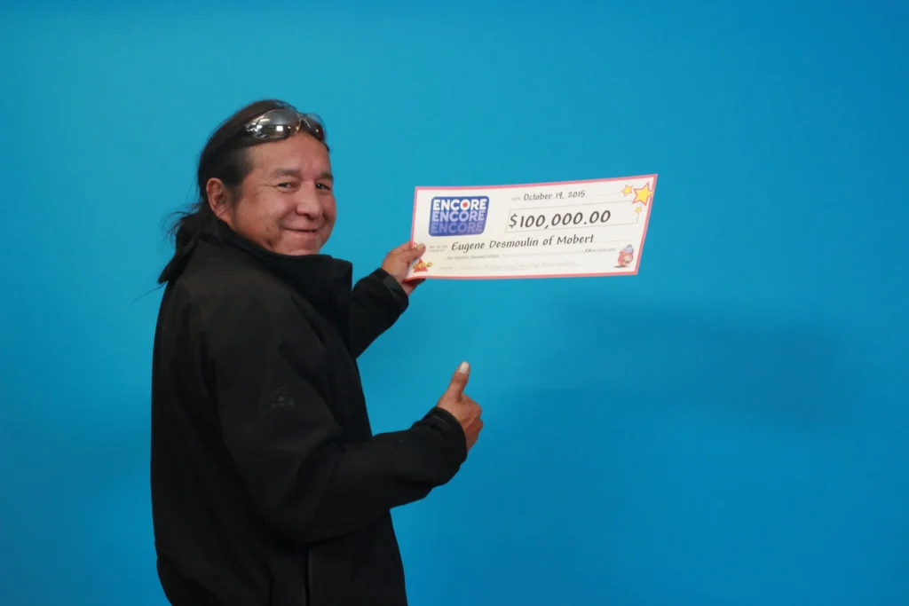 Pic Mobert First Nation Lotto Winner - Your ThunderBay