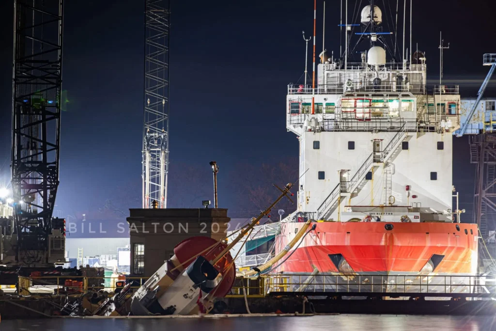 Theodore Too tugboat partially sinks in Ontario - Your ThunderBay