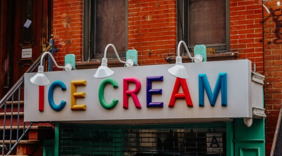 TELL ME SOMETHING GOOD! "Ice cream and good people" - Your ThunderBay