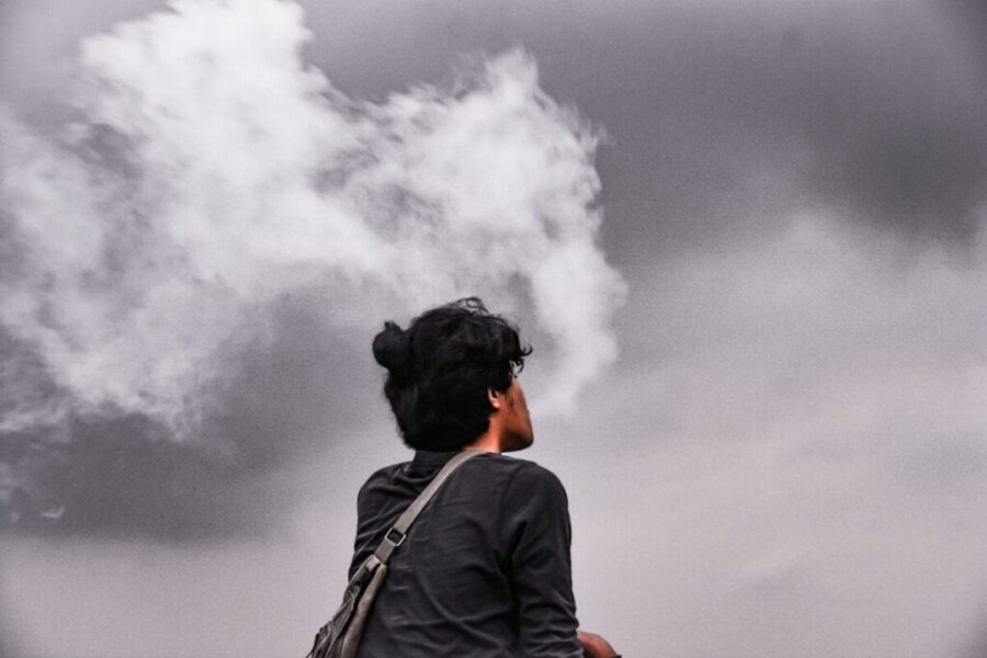 Proposed NDP bill aims to cut down on youth vaping in Ontario - Acadia ...