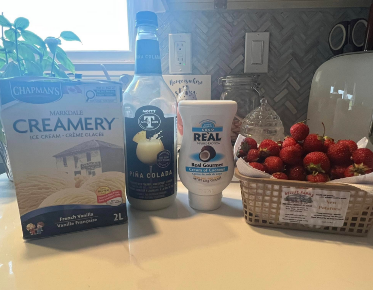 Strawberry piña colada milkshakes...yes please! - Your ThunderBay